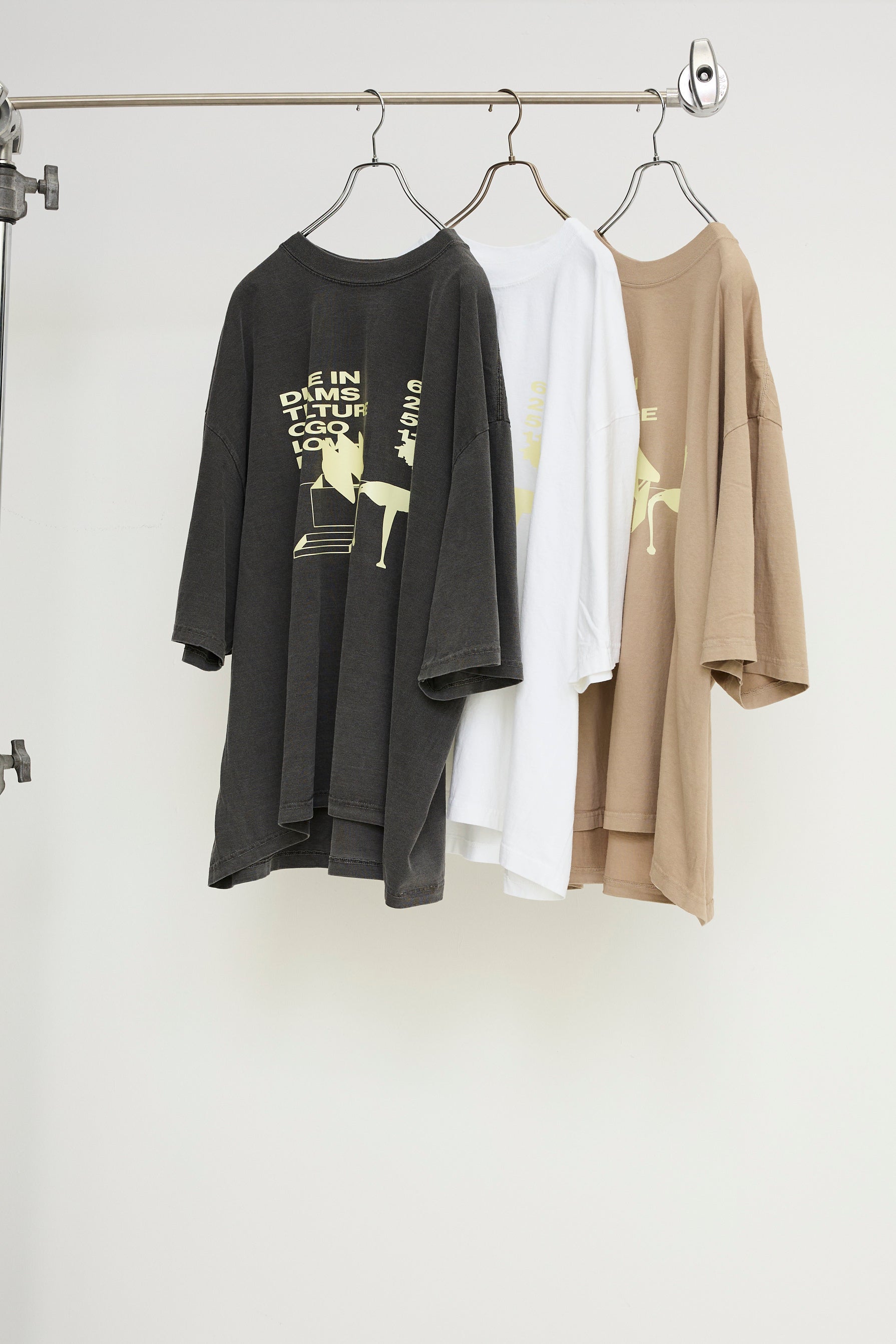 TEE/ROOM – BODYSONG. ONLINE STORE